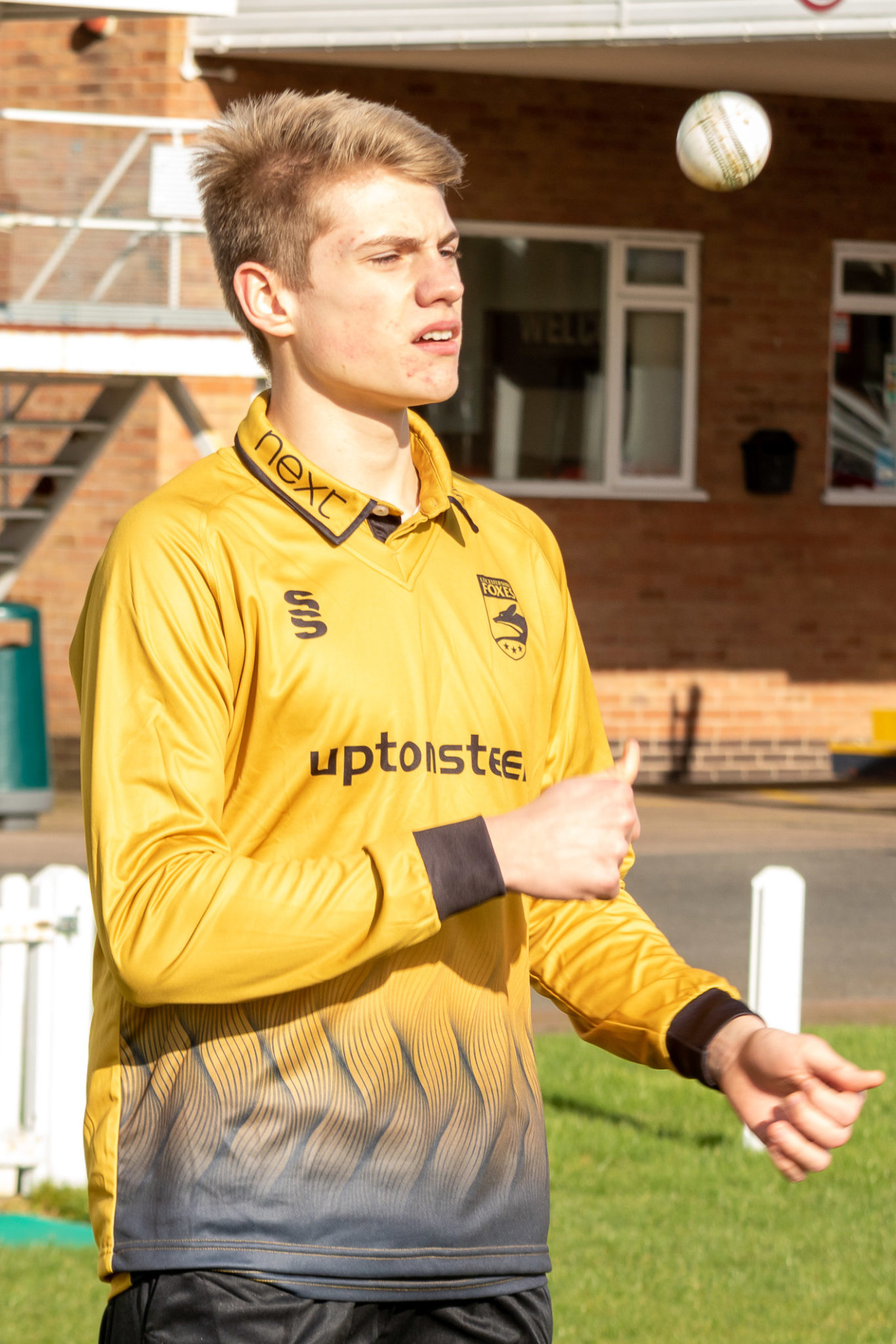 WIN: Brand new signed Leicestershire CCC kit - COOL AS LEICESTER