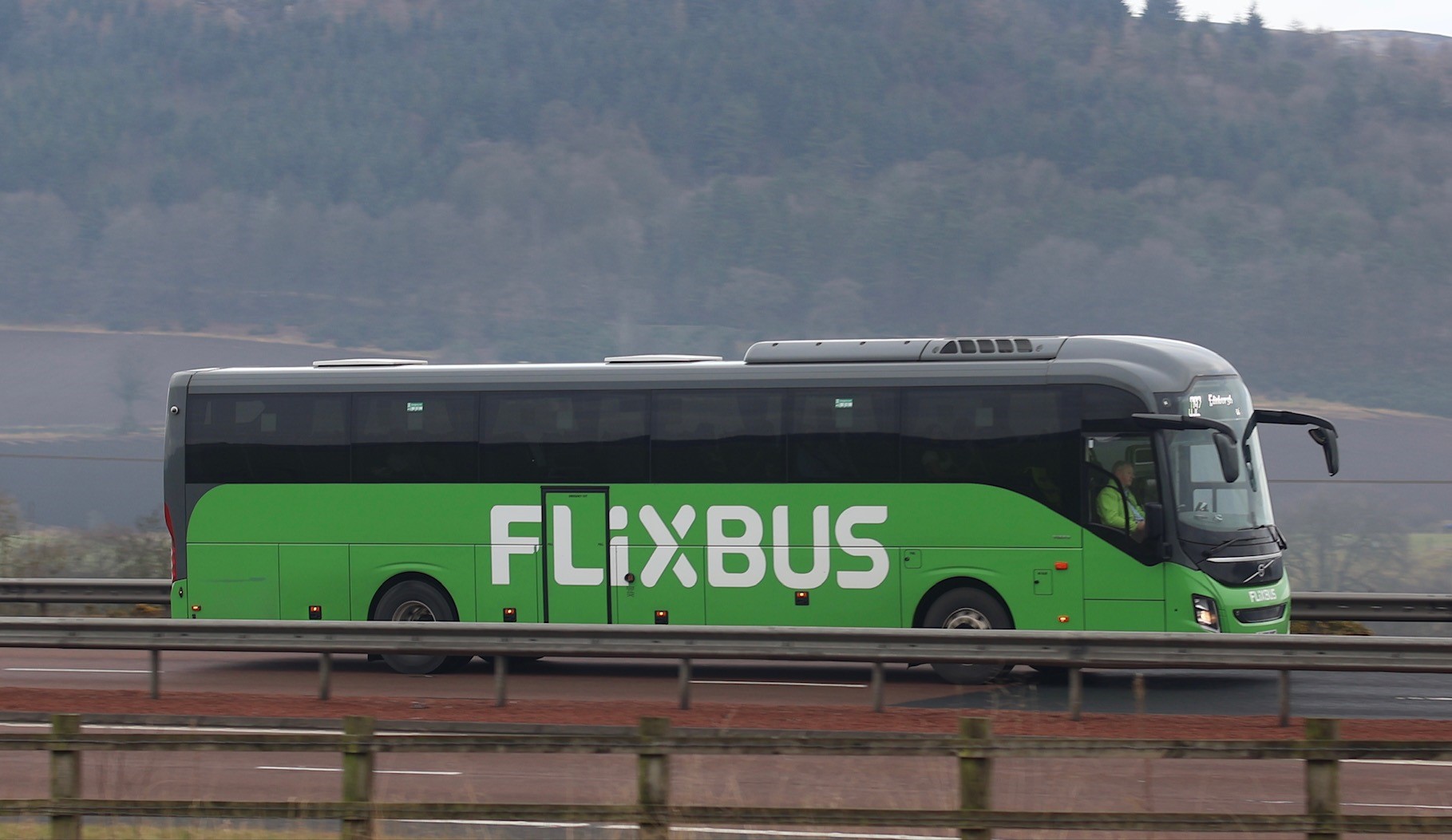 FlixBus launches Leicester to Heathrow and Gatwick Airport services - COOL AS LEICESTER